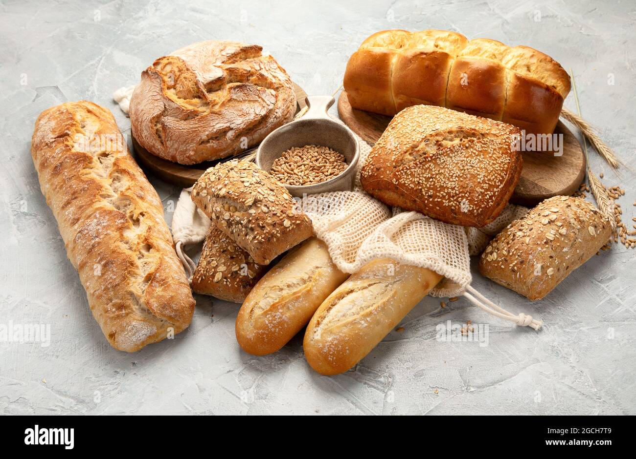 Various types baked bread hi-res stock photography and images - Alamy