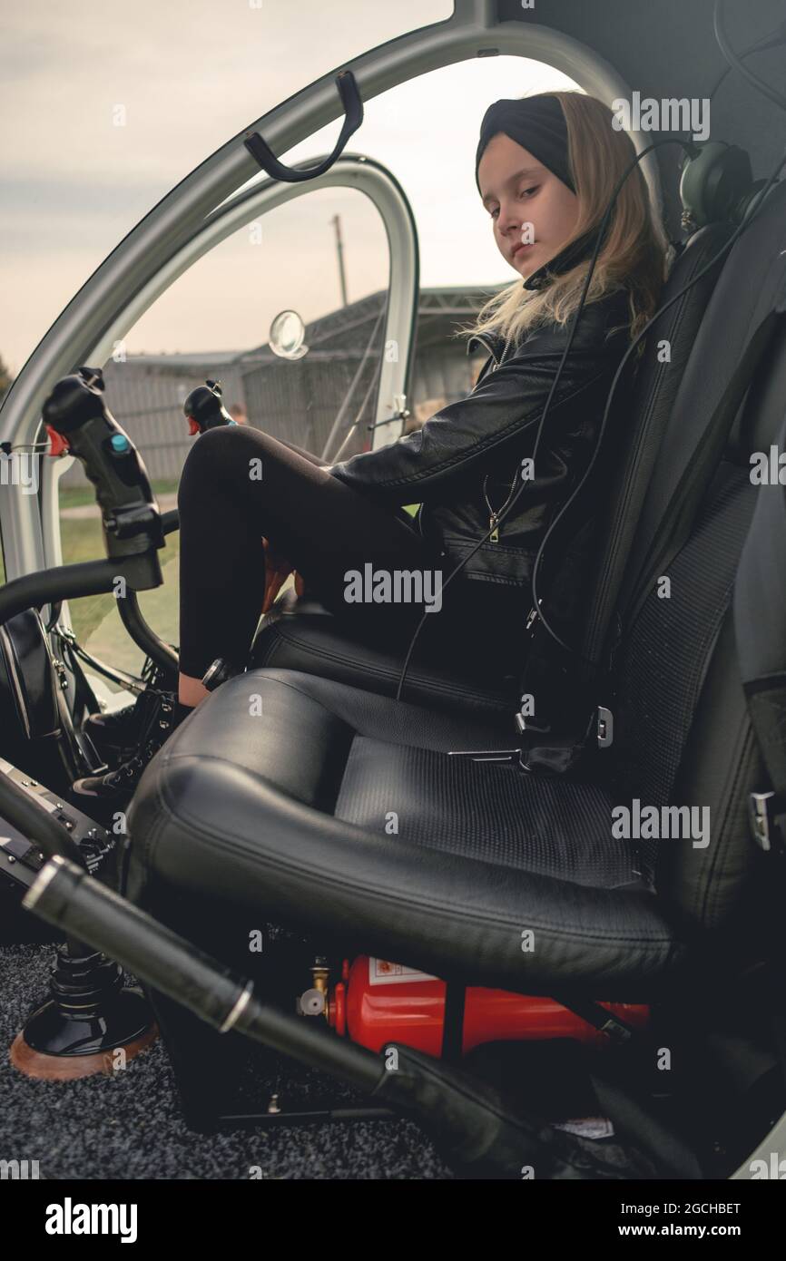 Co pilot seat hi-res stock photography and images - Alamy