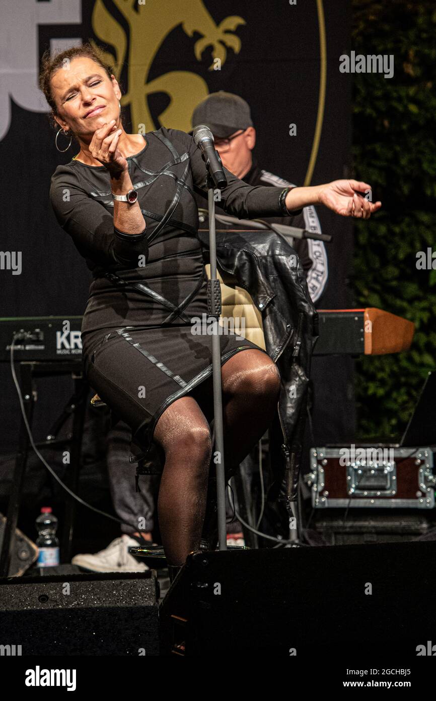 Sommergarten hi-res stock photography and images - Alamy