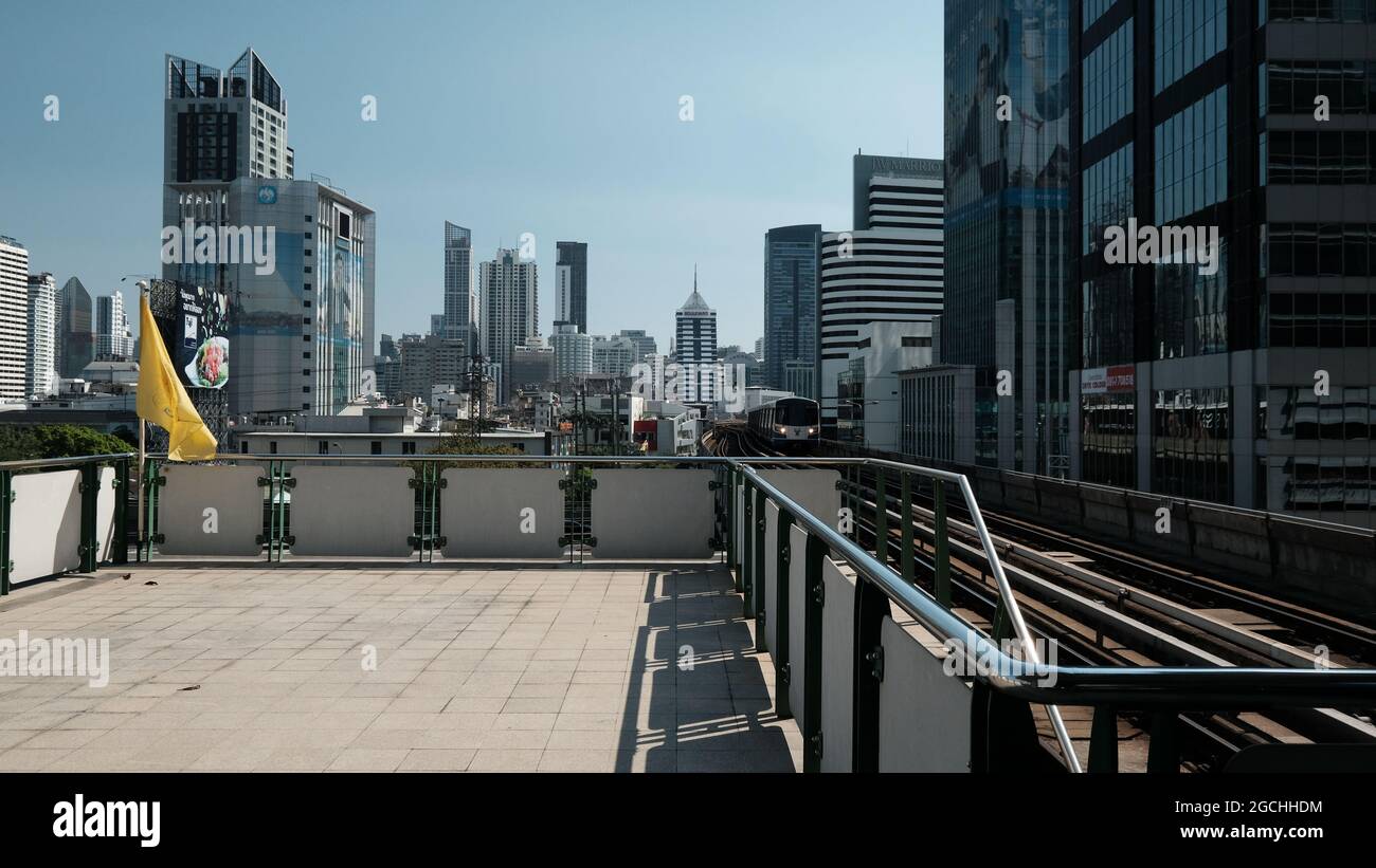 Chit lom bts station hi-res stock photography and images - Alamy