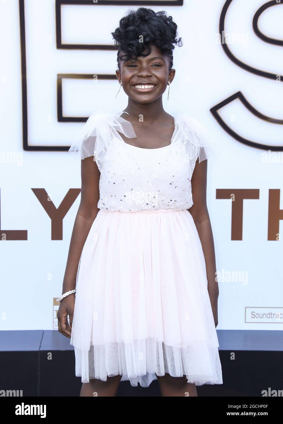 WESTWOOD, LOS ANGELES, CALIFORNIA, USA - AUGUST 08: Skye Dakota Turner ...