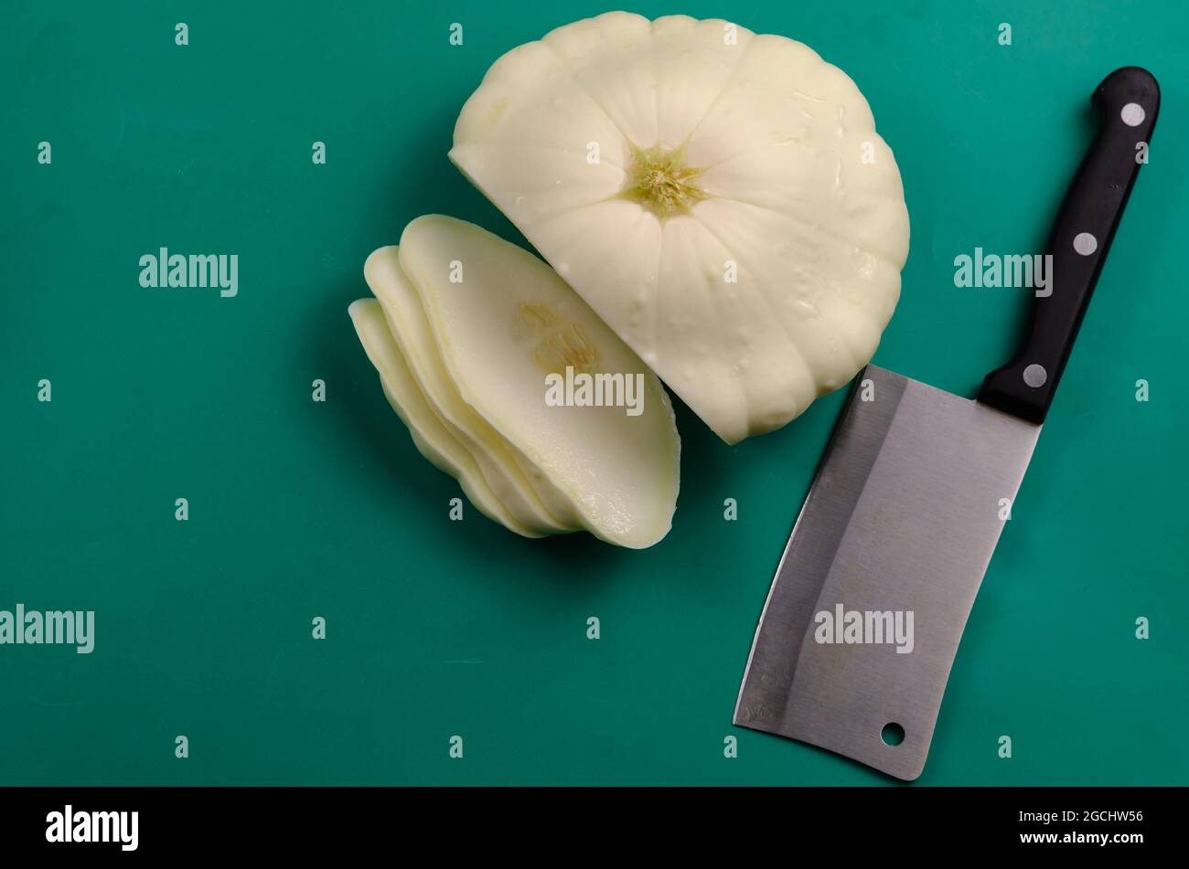 Pattipan squash hi-res stock photography and images - Alamy