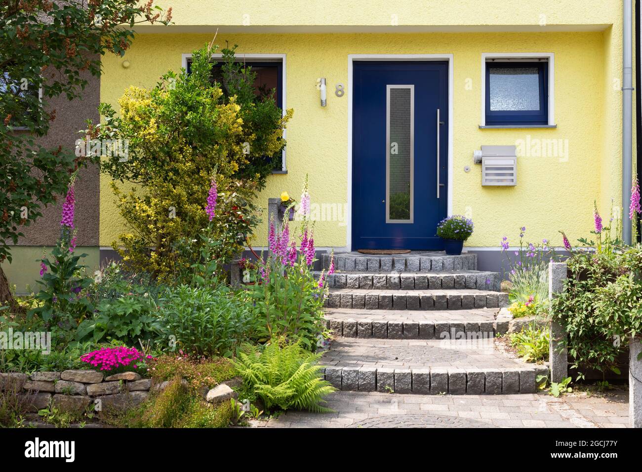 German yards hi-res stock photography and images - Alamy