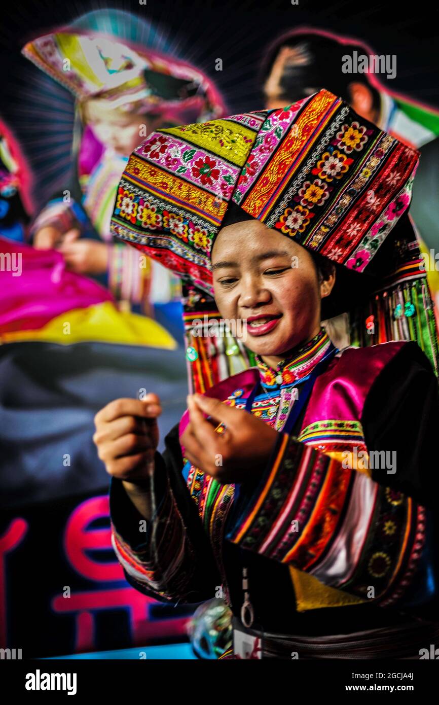 Chengdu, Chengdu, China. 9th Aug, 2021. Chengdu Intangible Cultural ...