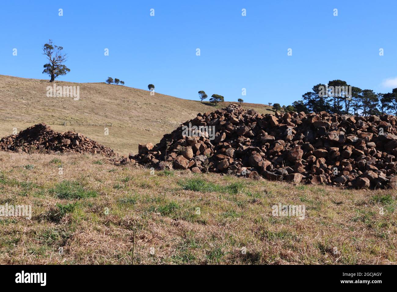 Stone mound and a beautiful landscape in Southern Highlands, Australia ...