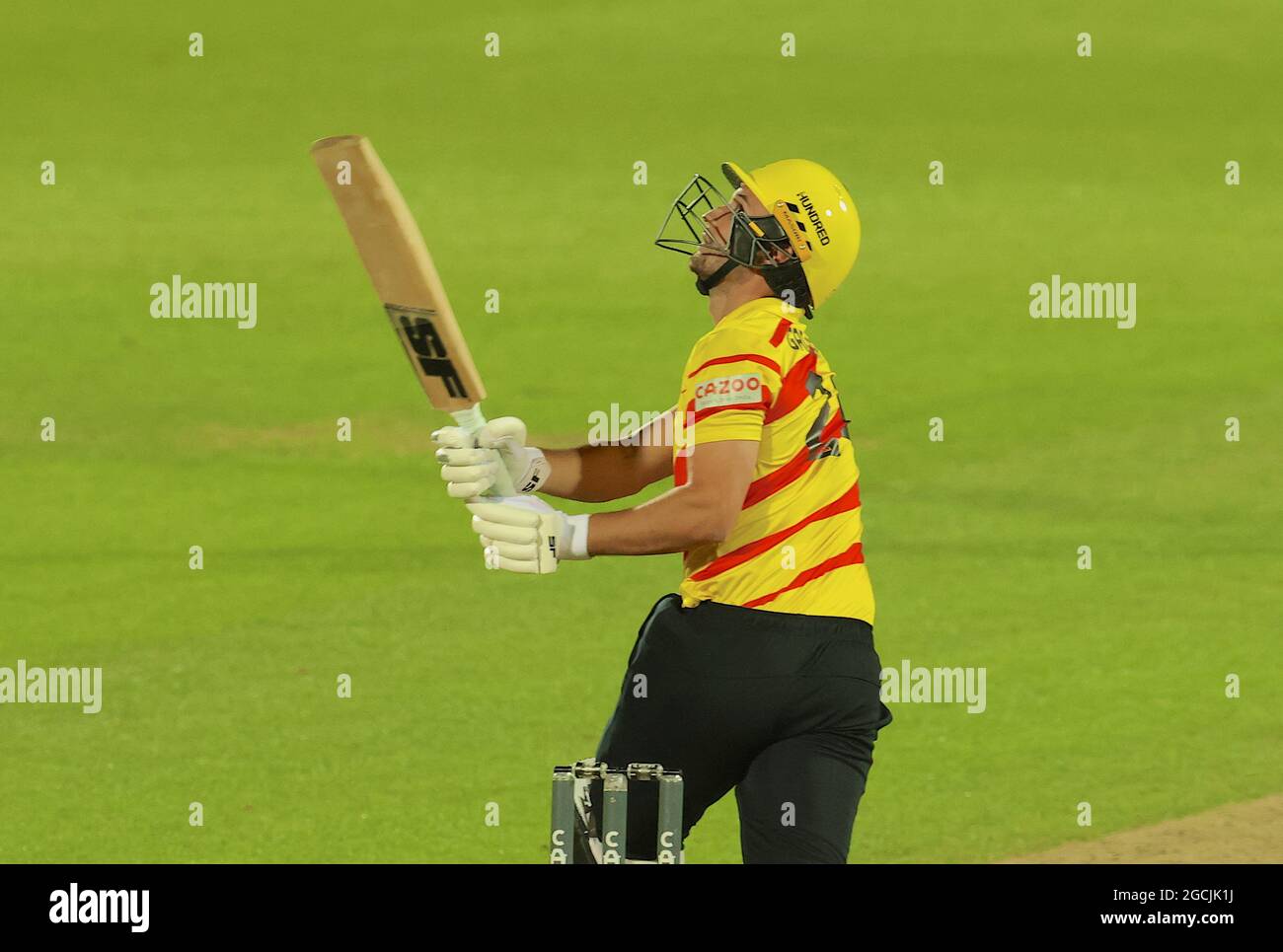 8 August, 2021. London, UK. Lewis Gregory of the Trent Rockets batting ...