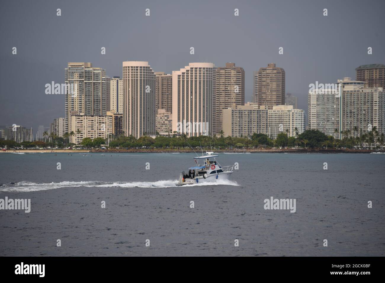Oahu sunset cruise hi-res stock photography and images - Alamy