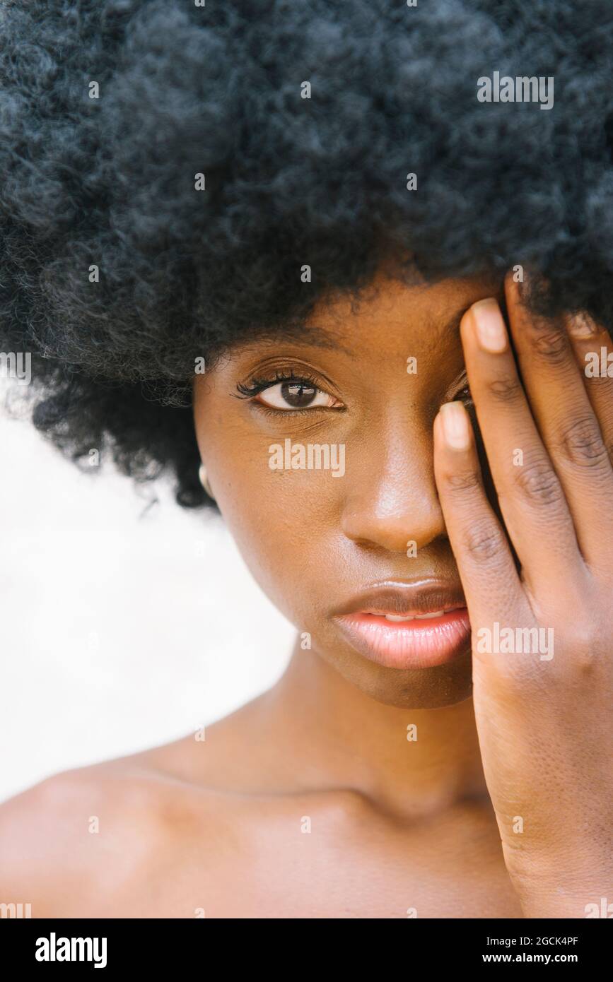 Hand covering eyes woman vintage hi-res stock photography and images ...