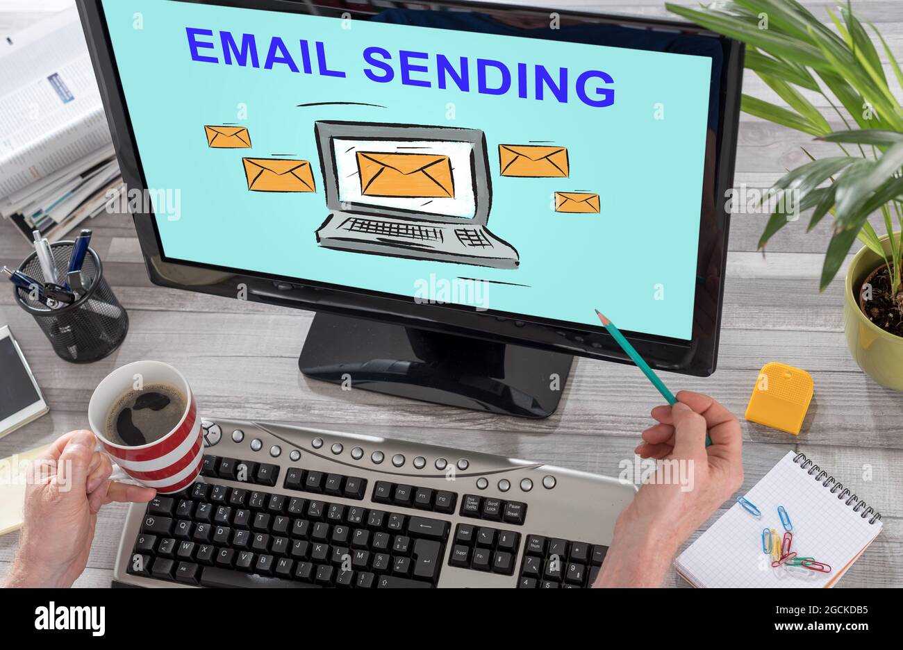Sending email computer screen hi-res stock photography and images - Alamy