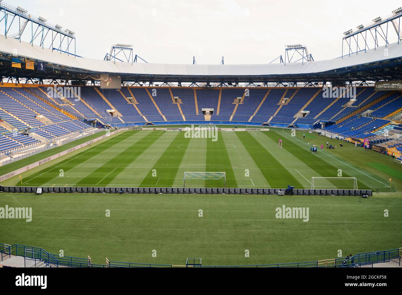 Football pitch floodlit empty hi-res stock photography and images - Alamy