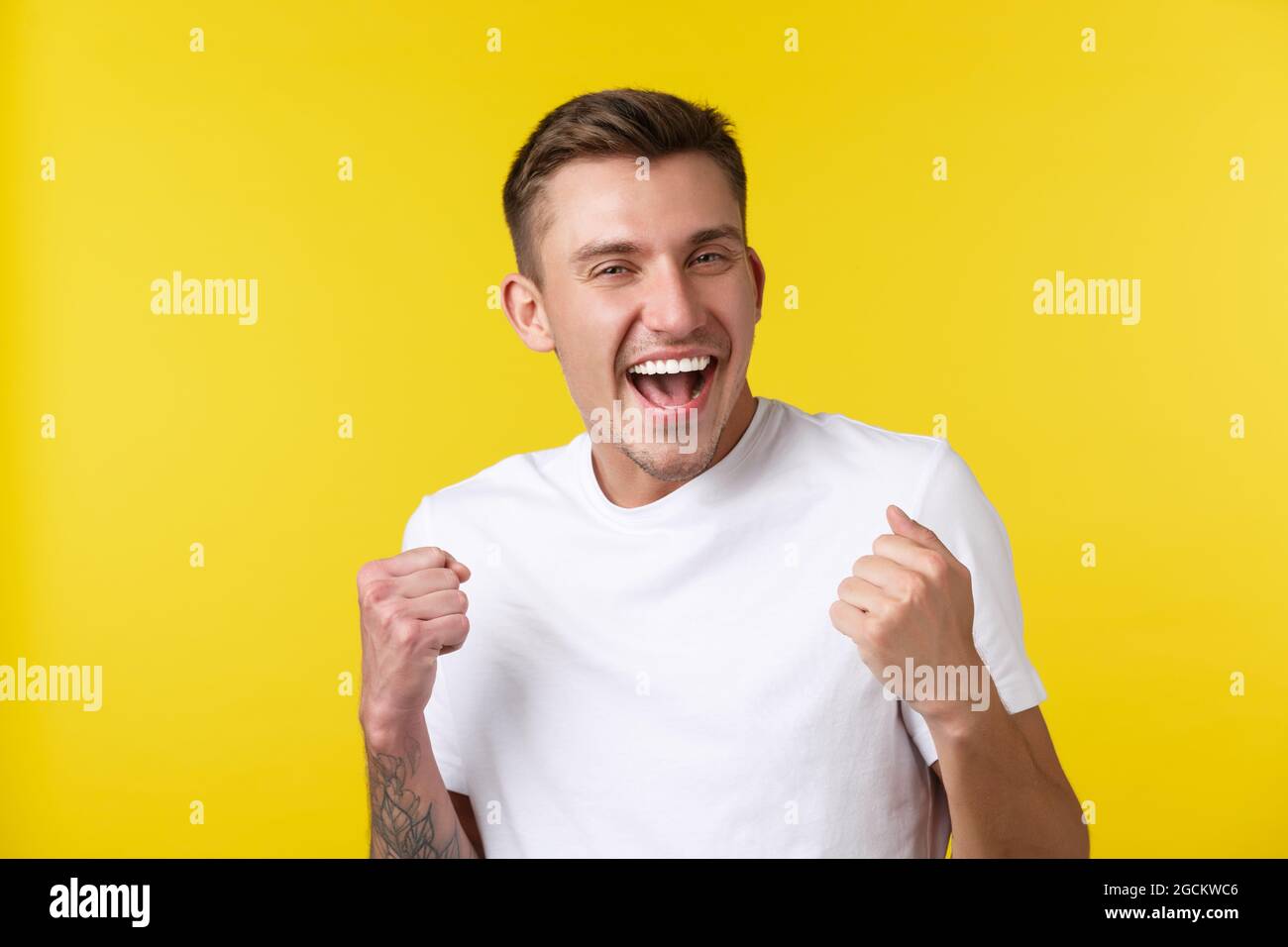 Lifestyle, summer and people emotions concept. Close-up portrait of ...