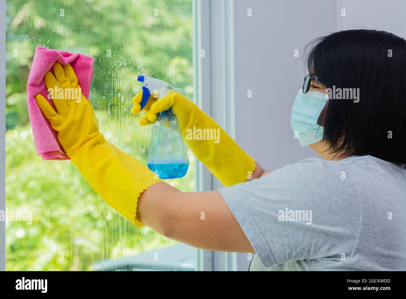 Wiping arm hi-res stock photography and images - Alamy
