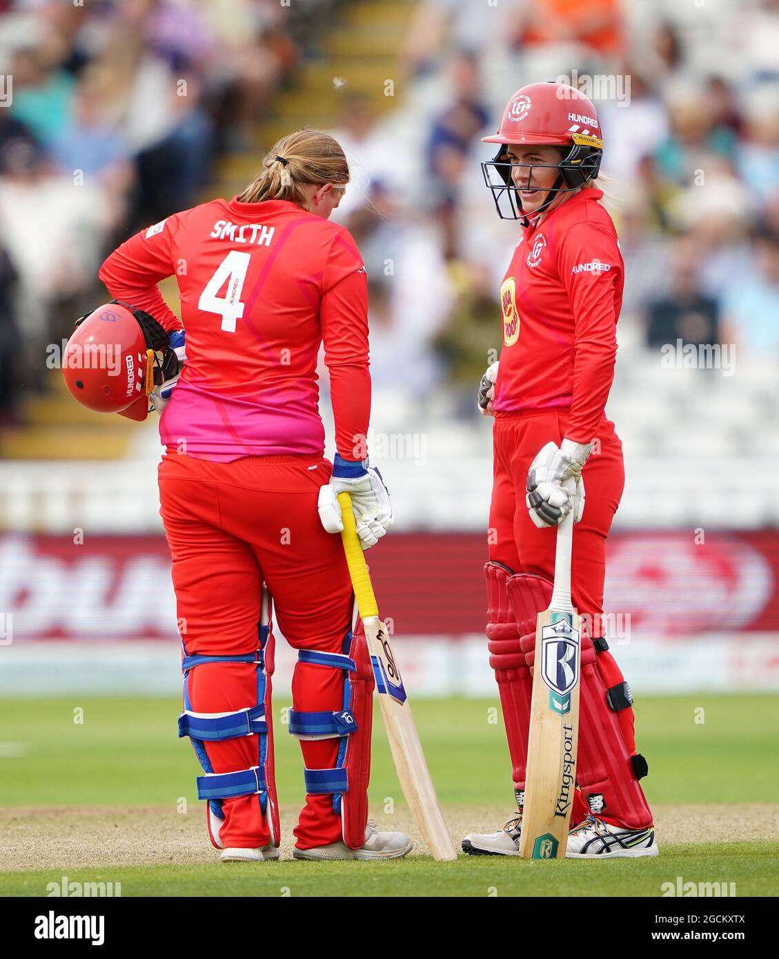 Welsh Fire's Bryony Smith (left) and Georgia Redmayne during The ...