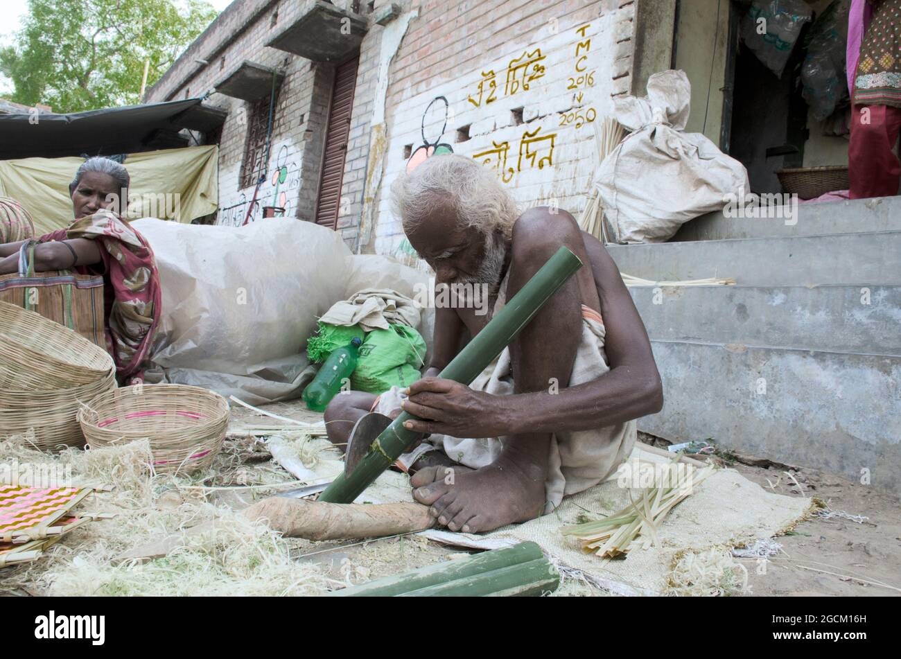 Craftsmen are preparing the cane crafts Stock Photo - Alamy
