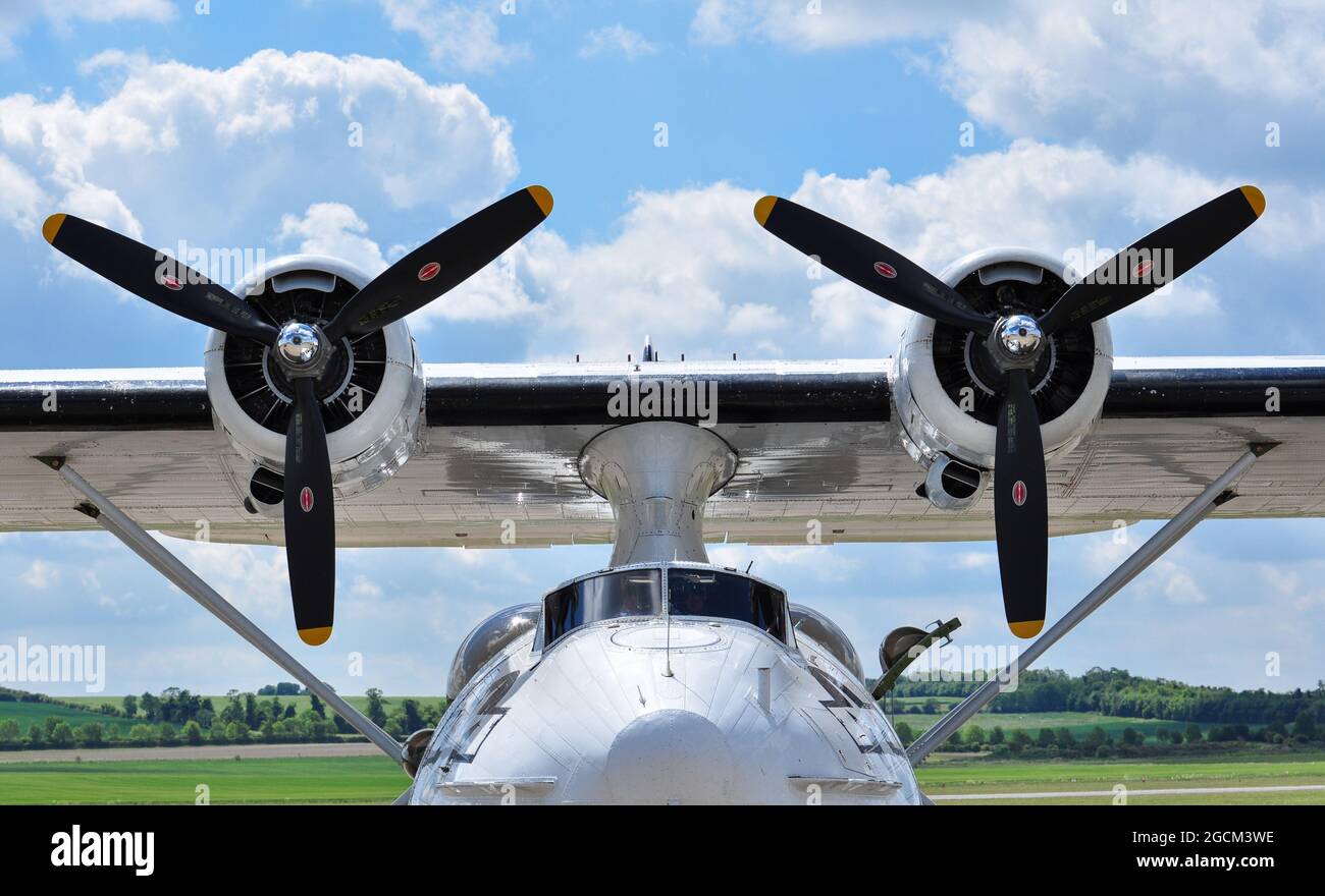 Front view of engines and cockpit of Consolidated PBY Catalina 433915 ...
