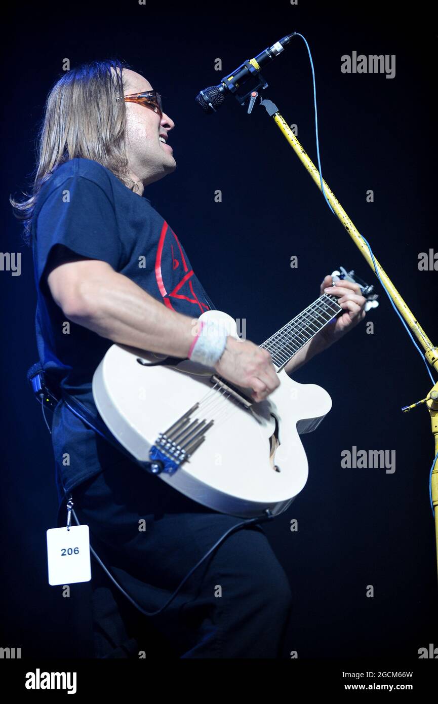 Wheatus Performing at Sheffield Arena , Sheffield Stock Photo - Alamy