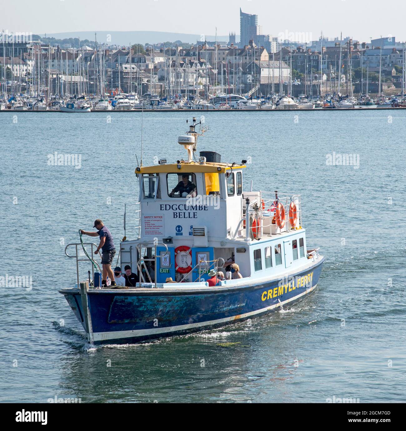 Cremyll, Cornwall, England, UK. 2021. The Cremyll ferry arriving at ...