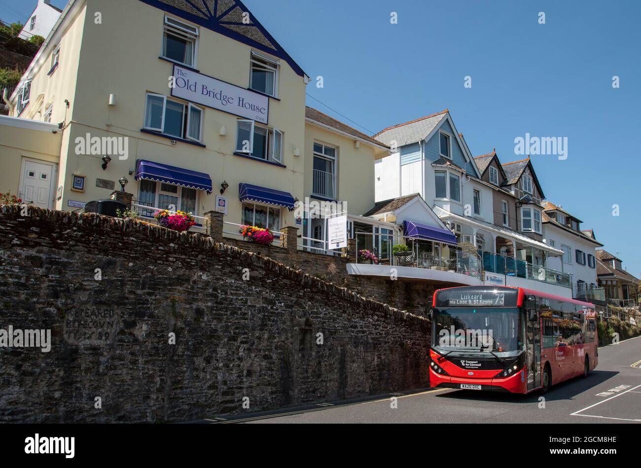 Looe town centre hi-res stock photography and images - Alamy
