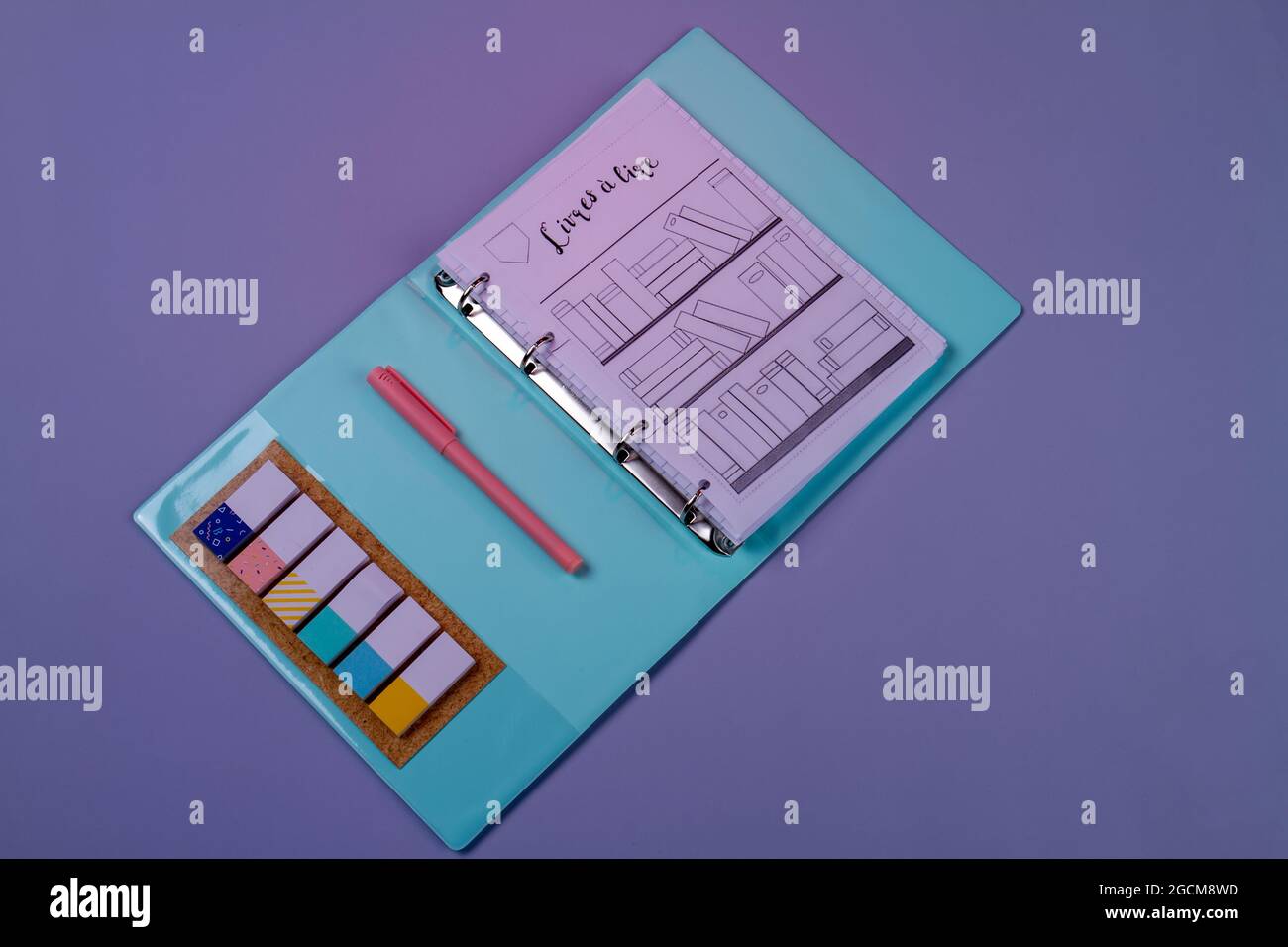 Folder with pen and paper with book shelves drawing Stock Photo - Alamy