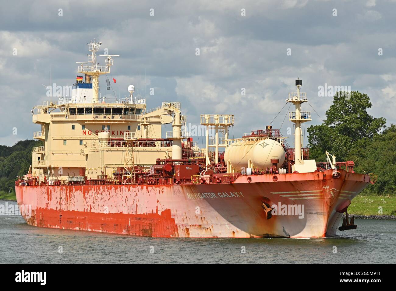 LPG-Tanker NAVIGATOR GALAXY passing the Kiel Canal Stock Photo - Alamy