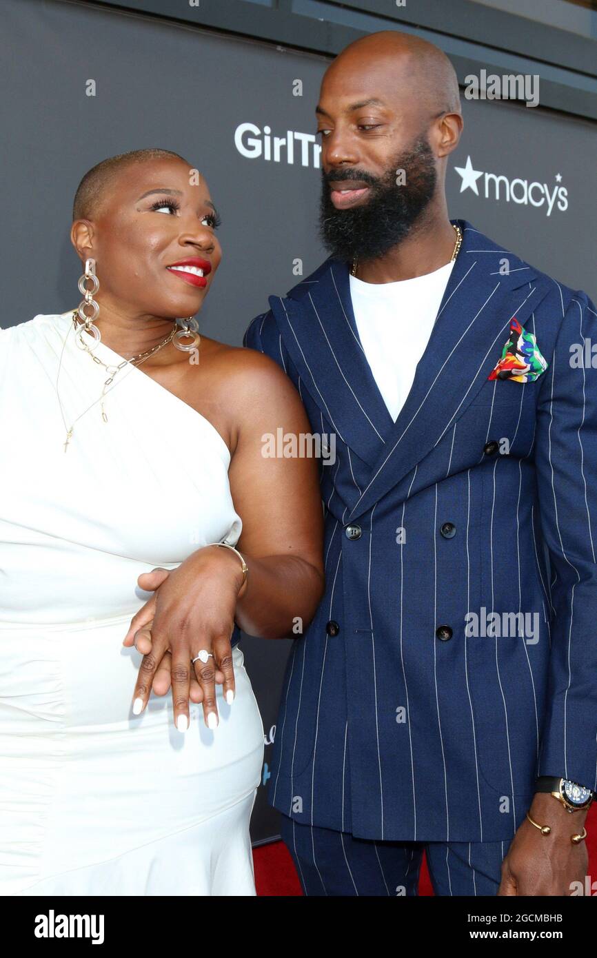 Silky valente hi-res stock photography and images - Alamy