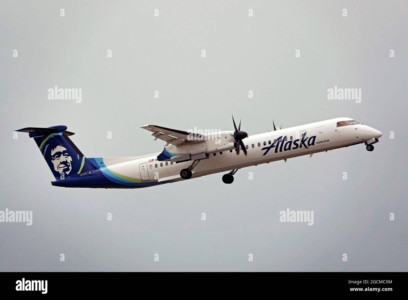 Seattle airport hi-res stock photography and images - Alamy