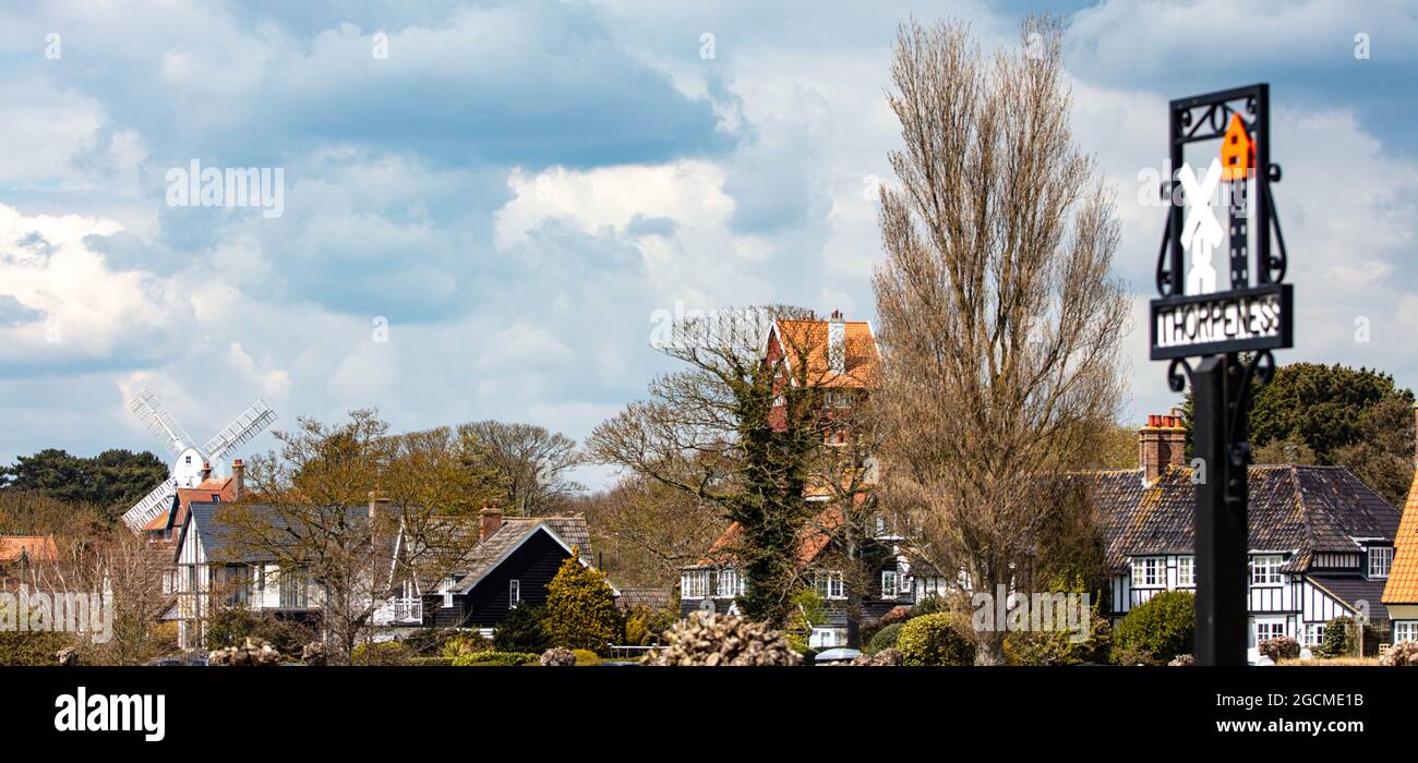 Suffolk village sign hi-res stock photography and images - Alamy