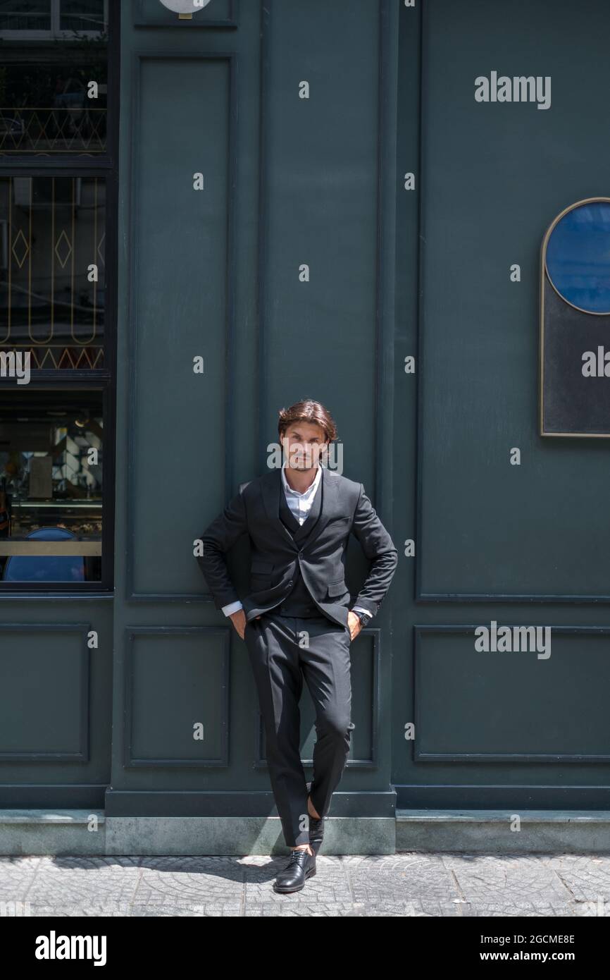 Man model handsome in suit hi-res stock photography and images - Alamy