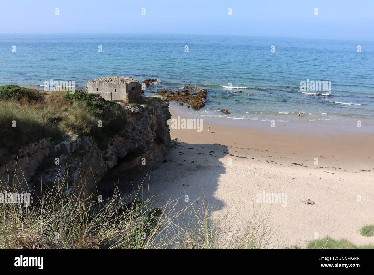 WW2 pillbox on clifftop overlooking sea Stock Photo - Alamy