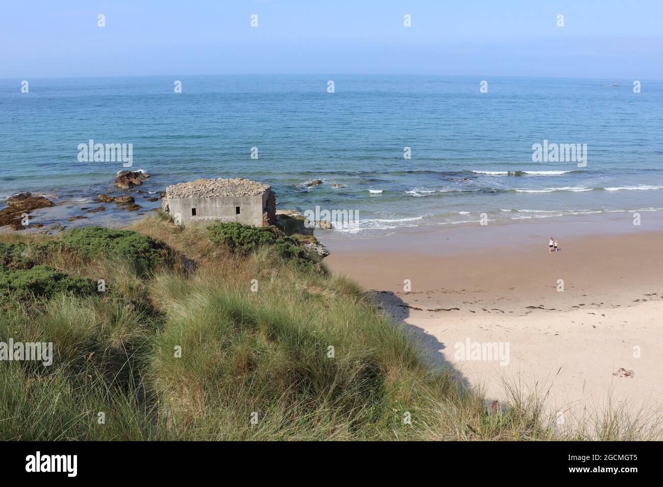 WW2 pillbox on clifftop overlooking sea Stock Photo - Alamy