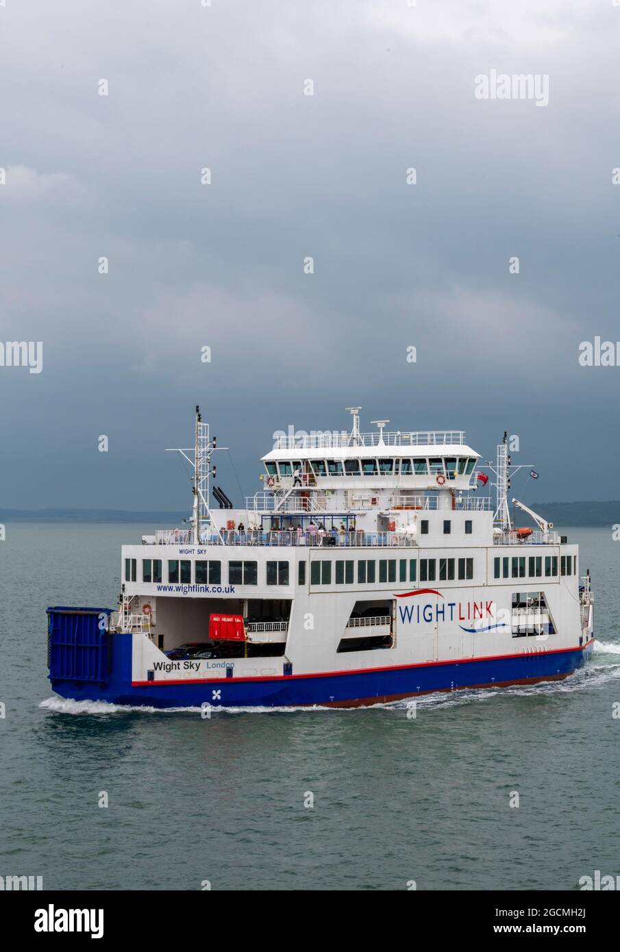 isle of wight ferry, wightlink ferries, wightlink isle of wight ferry ...