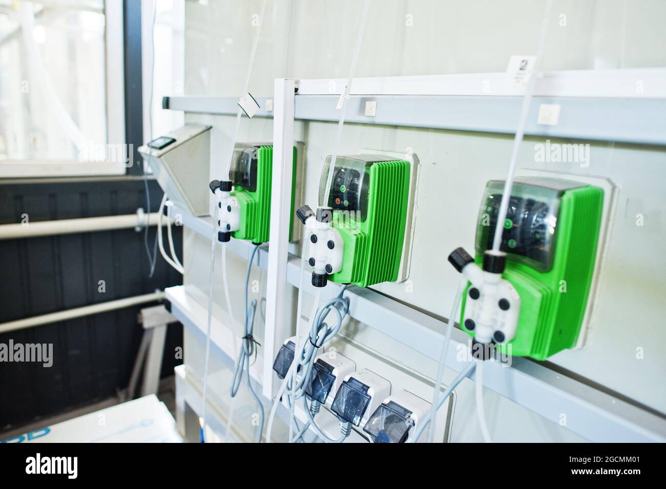 Electrical selector switch gear motor control center cabinet in power ...