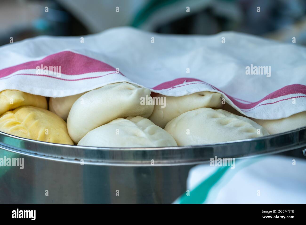 Chinese steam buns, close up shot Stock Photo - Alamy