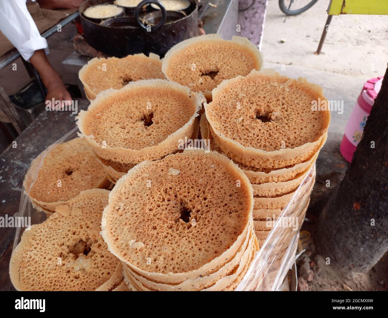 Rajasthani famous ghevar sweets, jaipur, rajasthan Stock Photo - Alamy
