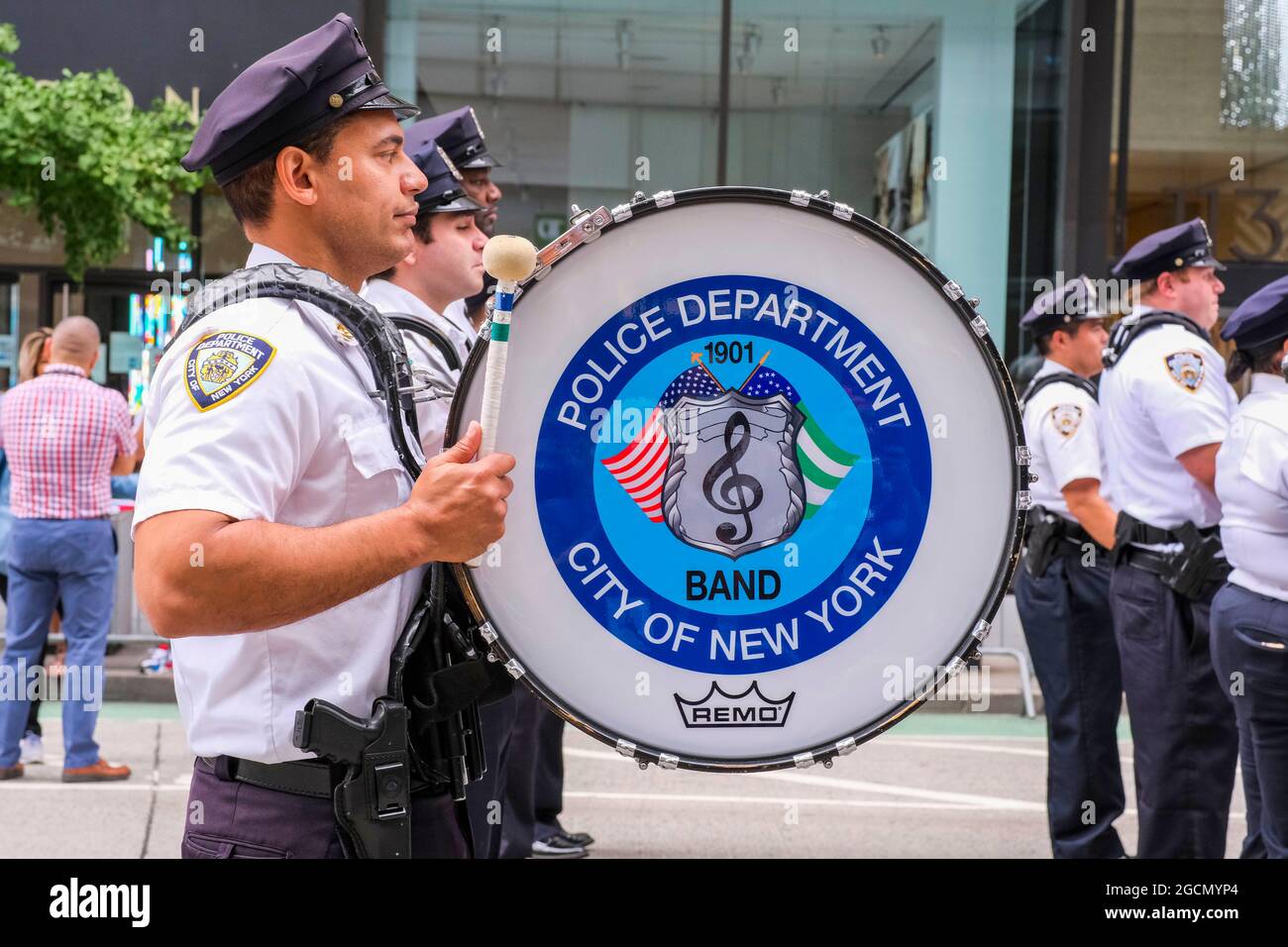 Nypd band hi-res stock photography and images - Alamy