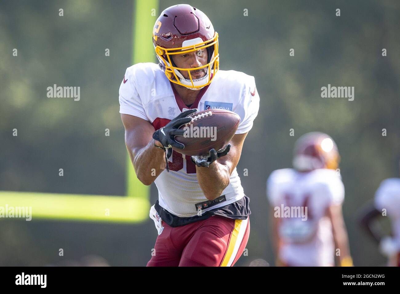 Ashburn, Virginia, USA. August 9, 2021: Washington Football Team tight ...