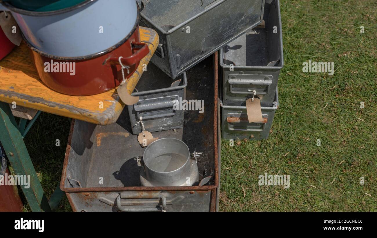 Enamel boxes hi-res stock photography and images - Alamy