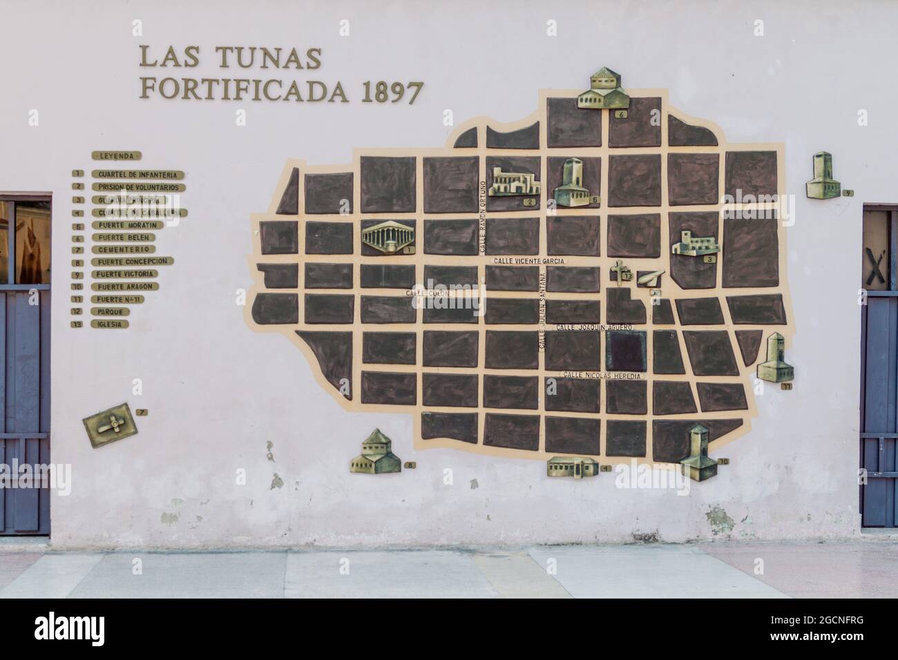 Wall with the map of sights in Las Tunas, Cuba Stock Photo - Alamy