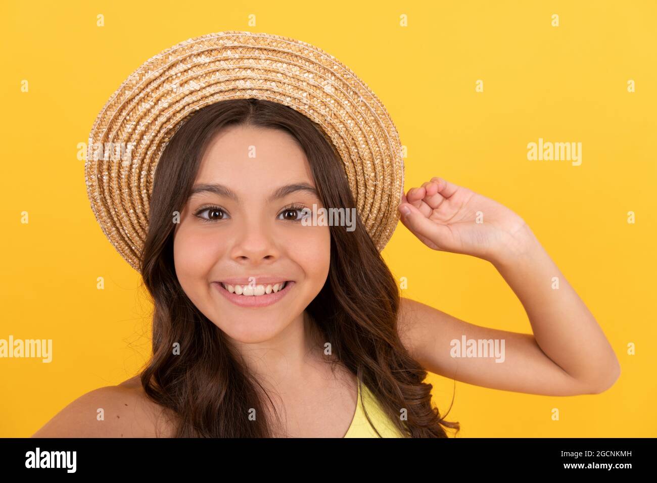 Smiling cutie hi-res stock photography and images - Alamy