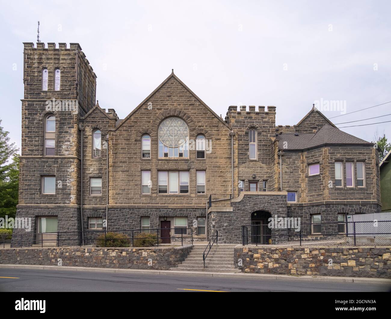 Greystone architecture hi-res stock photography and images - Alamy