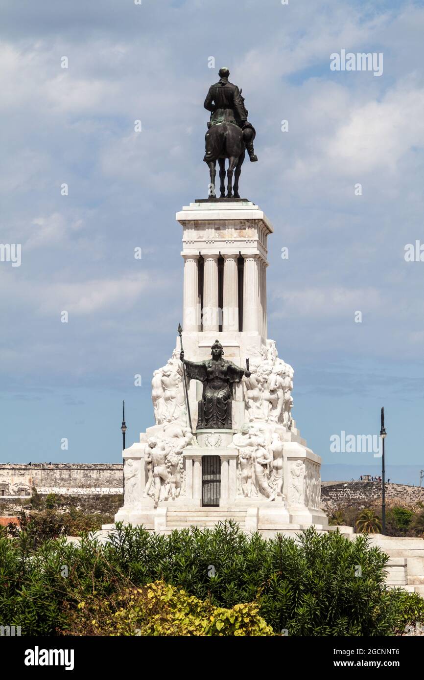 Havana cuba monument to general maximo gomez hi-res stock photography ...