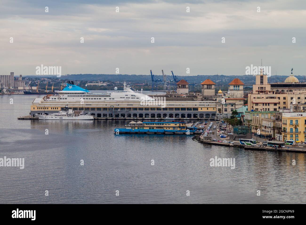 Port of havana hi-res stock photography and images - Alamy
