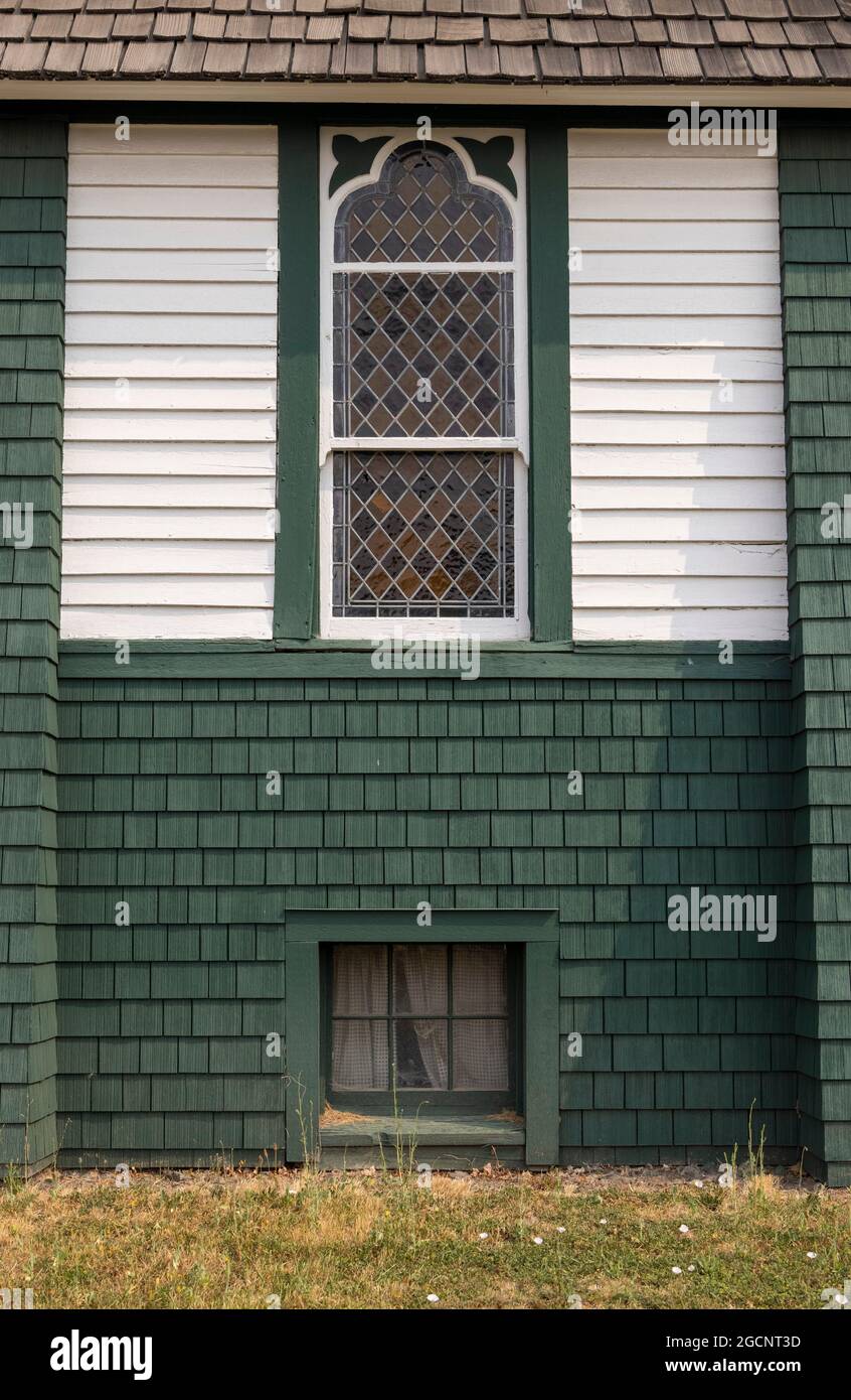 Chapel of the holy trinity window hi-res stock photography and images ...