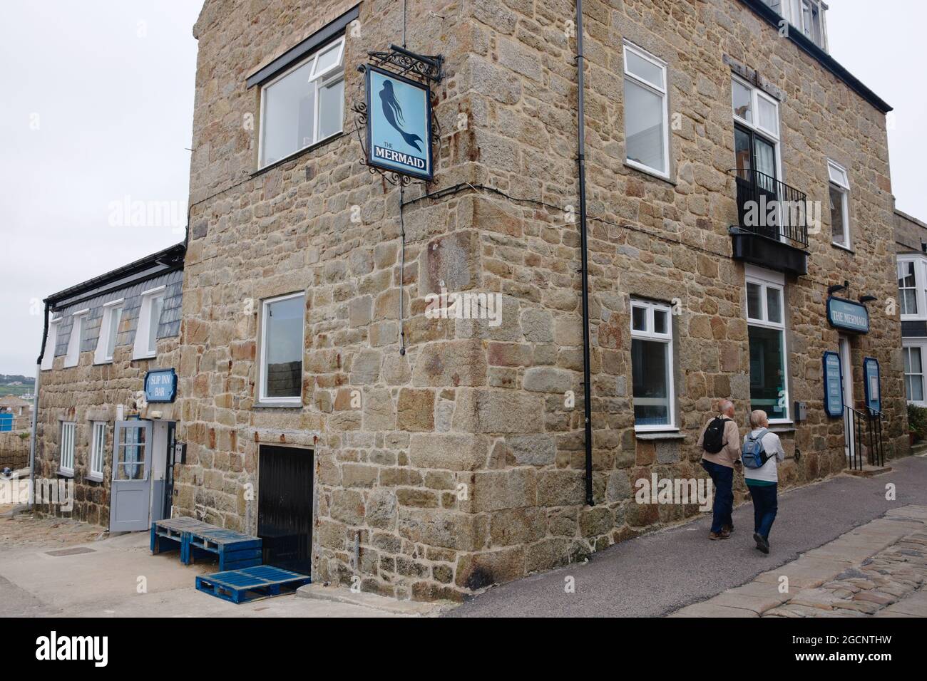 Outside The Mermaid Inn pub, Hugh Town, St Mary's island, Isles of ...