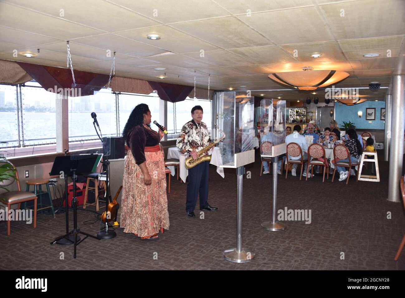 Oahu sunset dinner cruise hi-res stock photography and images - Alamy