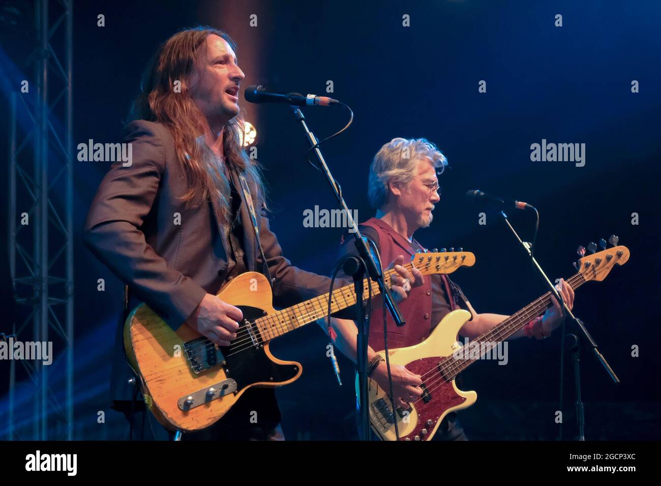 Wickham, UK. 08th Aug, 2021. Platinum album award winner Benjamin ...