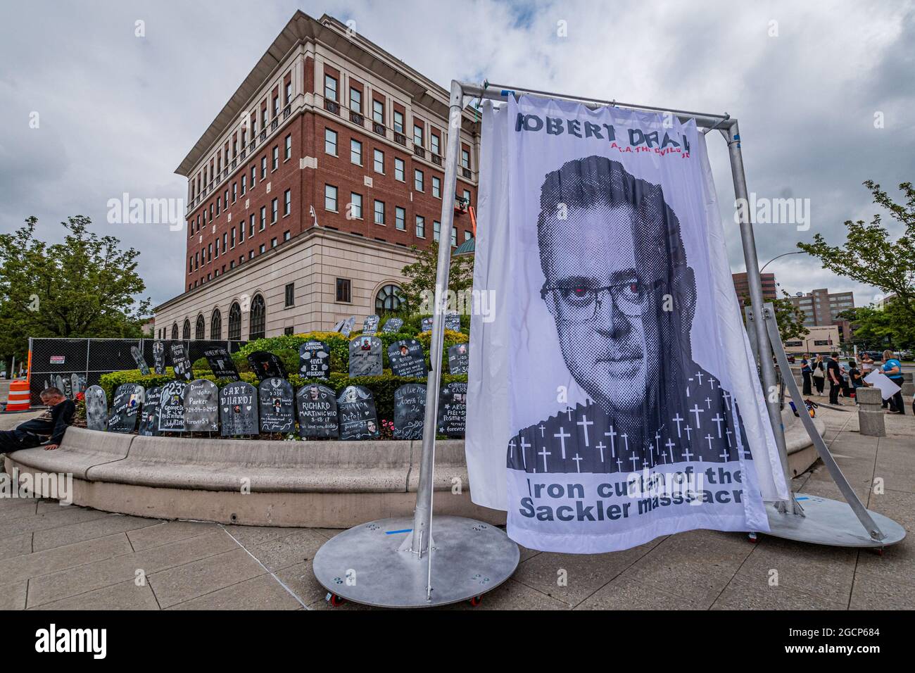 Sackler protest hi-res stock photography and images - Alamy