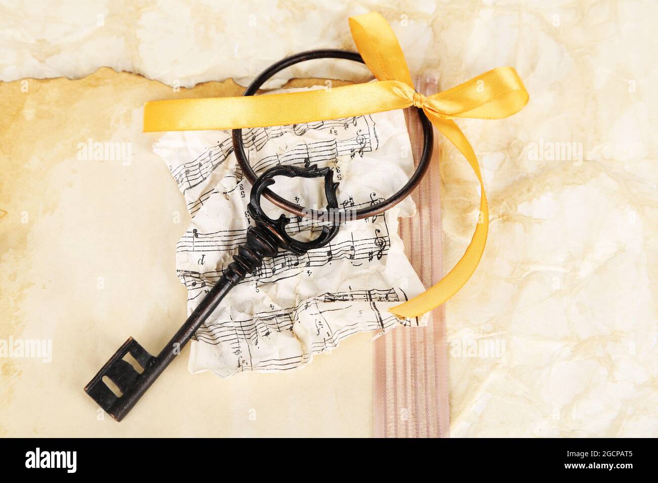 Key of happiness. Conceptual photo Stock Photo - Alamy