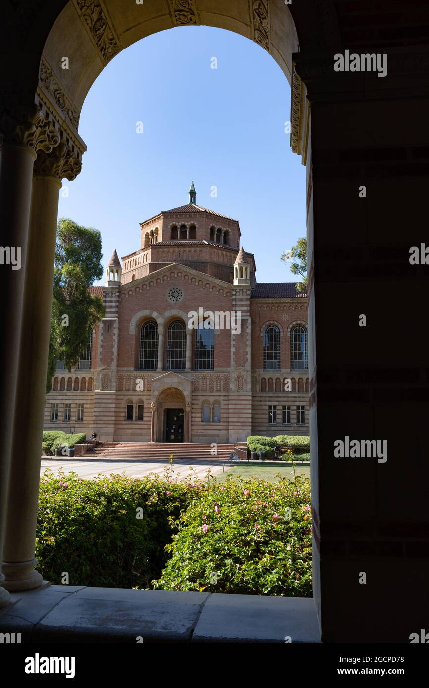 UCLA library viewed through an arch of Royce Hall Stock Photo - Alamy
