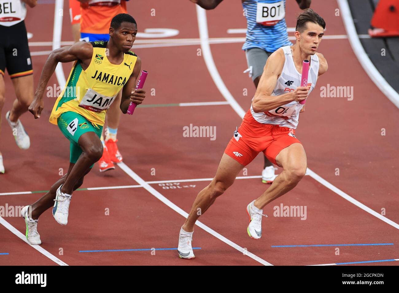 Nathon ALLEN (JAM) and Kajetan DUSZYNSKI (POL) start the last leg of ...
